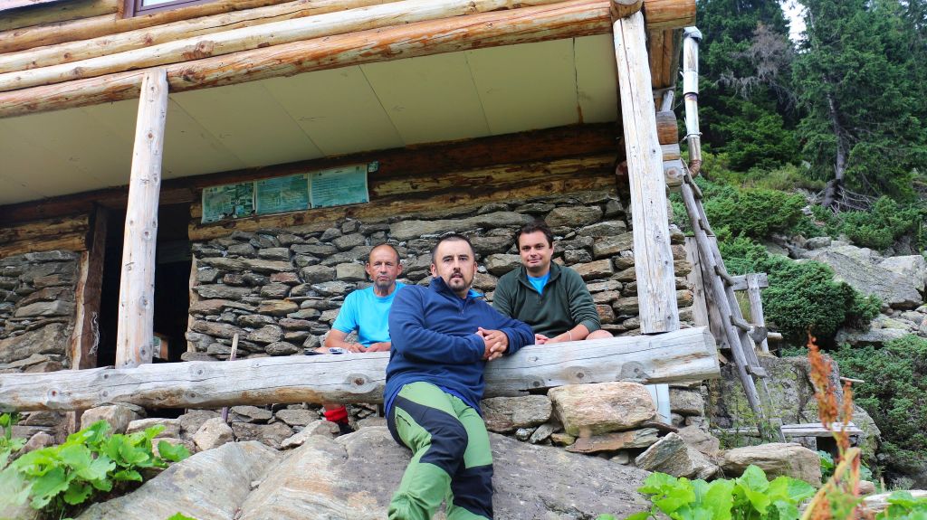 Refugiul Gugu – Locuri de la munte, prin Banat sau aiurea